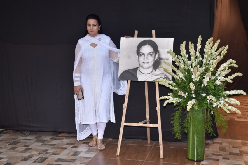 Aamir Khan, Anil Kapoor, Kajol & others celebs attend Shabana Azmi's ...