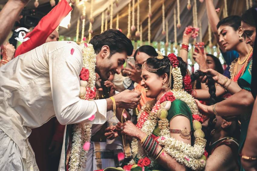 Actor Rishi Marriage Photos, Rishi Actor Wedding Photos - Filmibeat