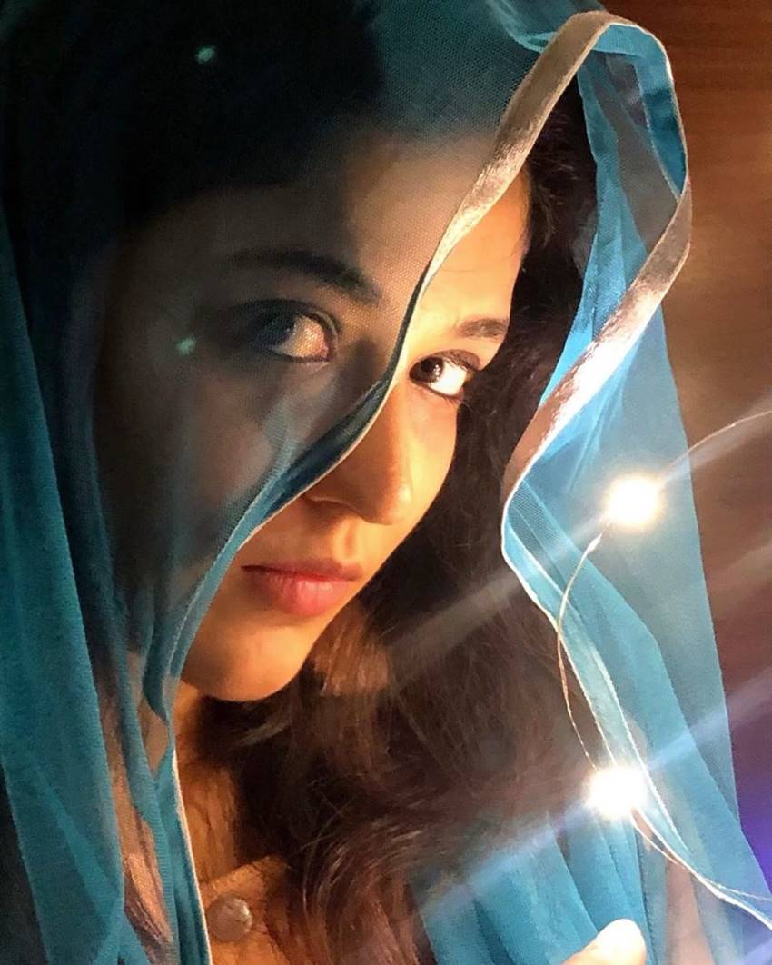 Actress Priyanka Jawalkar Birthday Special Unseen And Vacation Photos ...