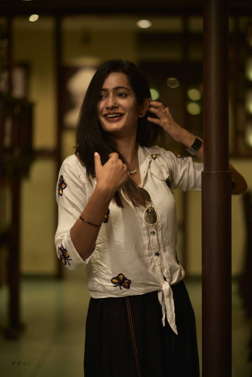 Megha Mathew Photos: Find Latest HD Images, Pictures, Stills & Pics ...