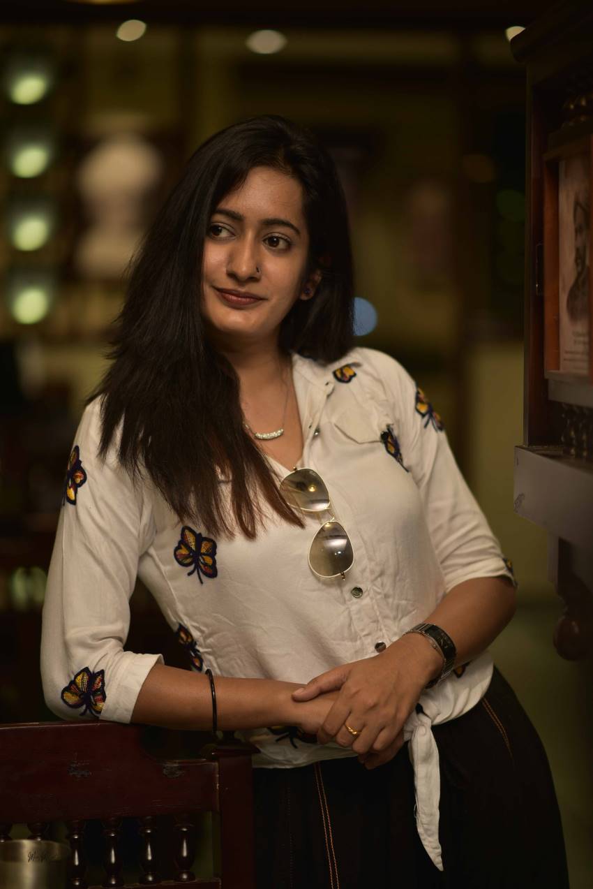 Megha Mathew Photos: Find Latest HD Images, Pictures, Stills & Pics ...