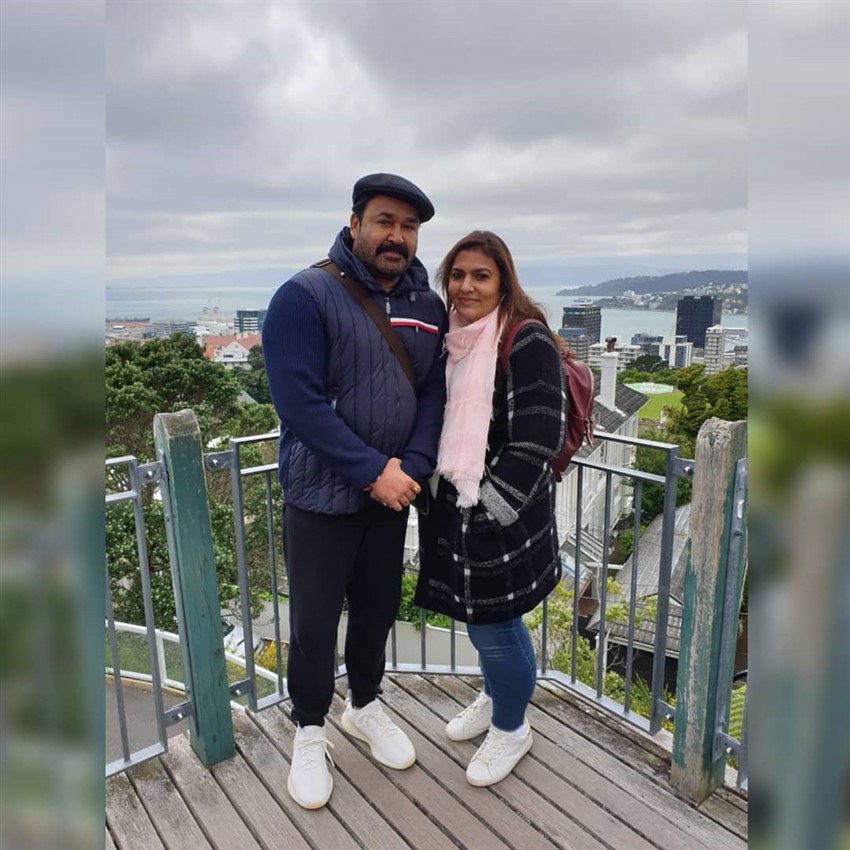 Mohanlal And His Wife Suchitra Mohanlal Enjoying Her Vacation At New ...