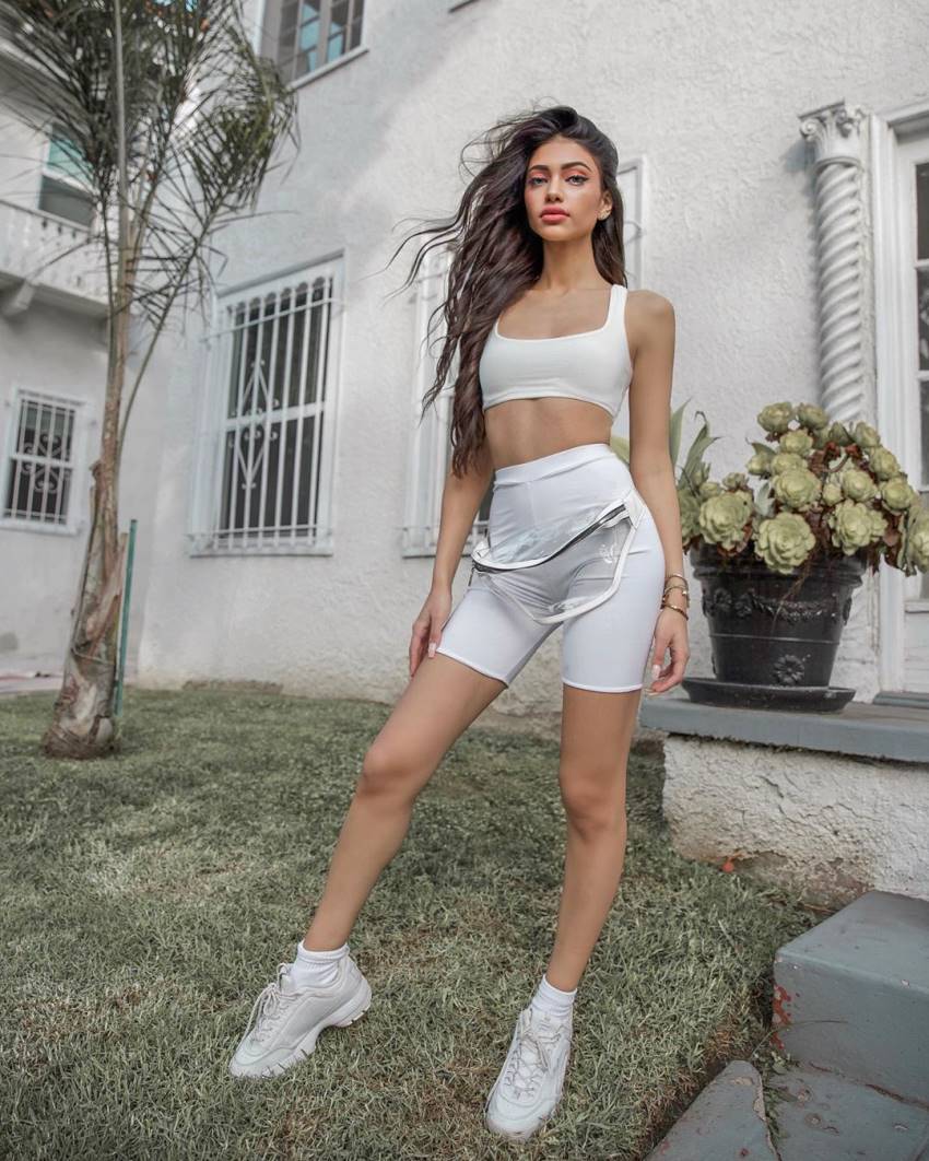 Alanna Panday Bold Pictures Goes Viral On Internet Photos - Filmibeat