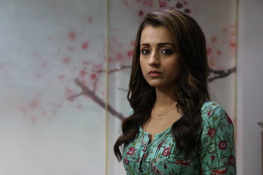 Paramapadham Vilayattu Tamil Movie: Pooja, Shooting Stills, Location ...