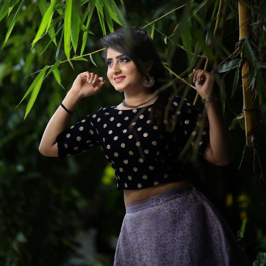 Radhika Rao And Aakarsh Wedding Photos - Filmibeat