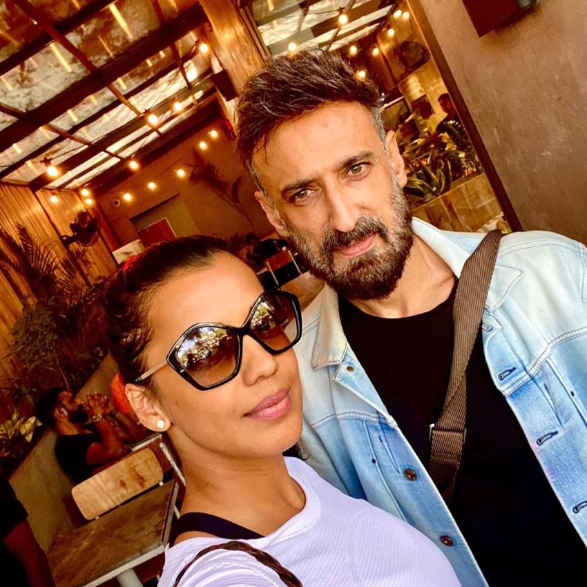 Rahul Dev And Mugdha Godse Romantic Photos,Rahul Dev And Mugdha Godse ...