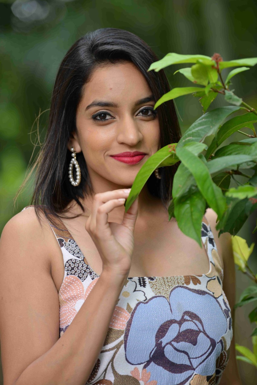 Aditi Rao Photos: Find Latest HD Images, Pictures, Stills & Pics ...