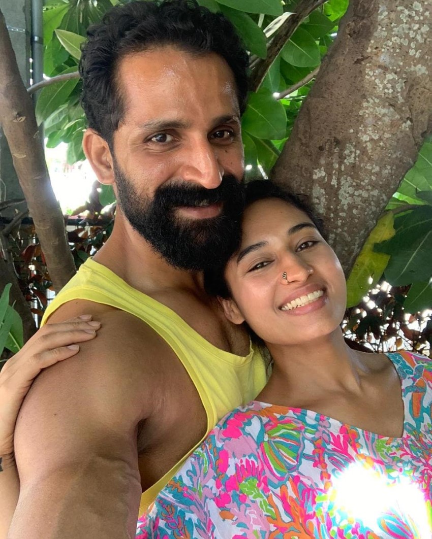 K.G.F: Chapter 1 Actor John Kokken And Pooja Ramachandran Unseen ...