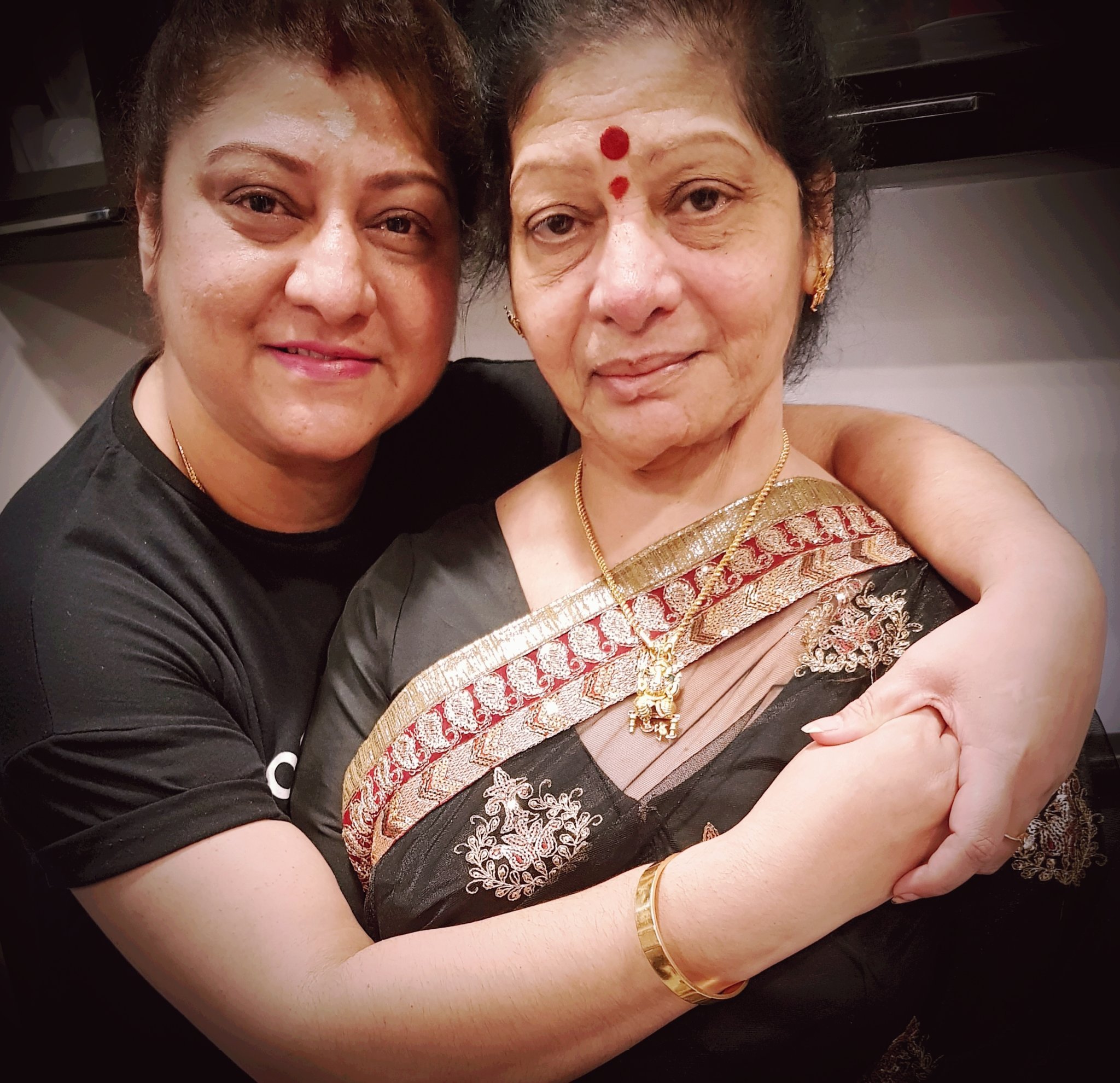 Malashree Ramu Unseen And Family Rare Photos - Filmibeat