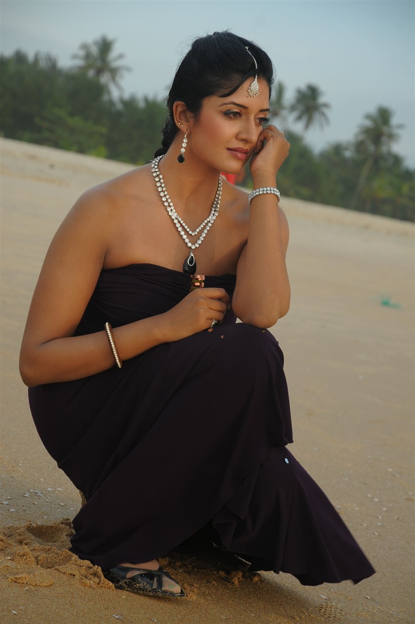 Vimala Raman Wallpapers