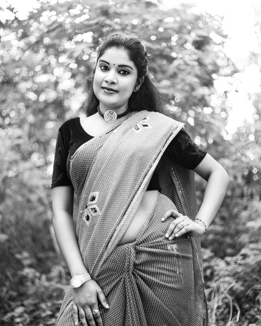 Actress Sabbita Roi's hot photos - Filmibeat