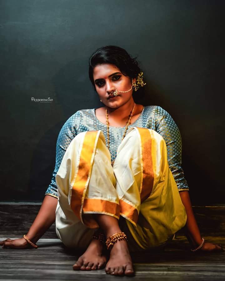 20+ Roshna Ann Roy Photos: Find Latest HD Images, Pictures, Stills ...