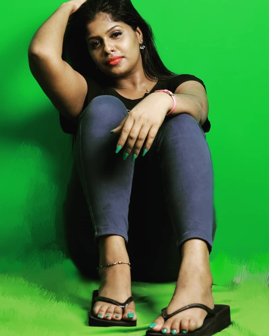 20+ Aami Surendran Photos: Find Latest HD Images, Pictures, Stills ...