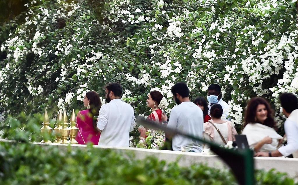 Dia Mirza And Baibhav Rekhi Marriage Photos - Filmibeat