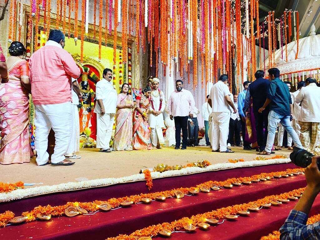 DK Shivakumar Daughter Aishwarya & Amartya Hegde Wedding - Filmibeat