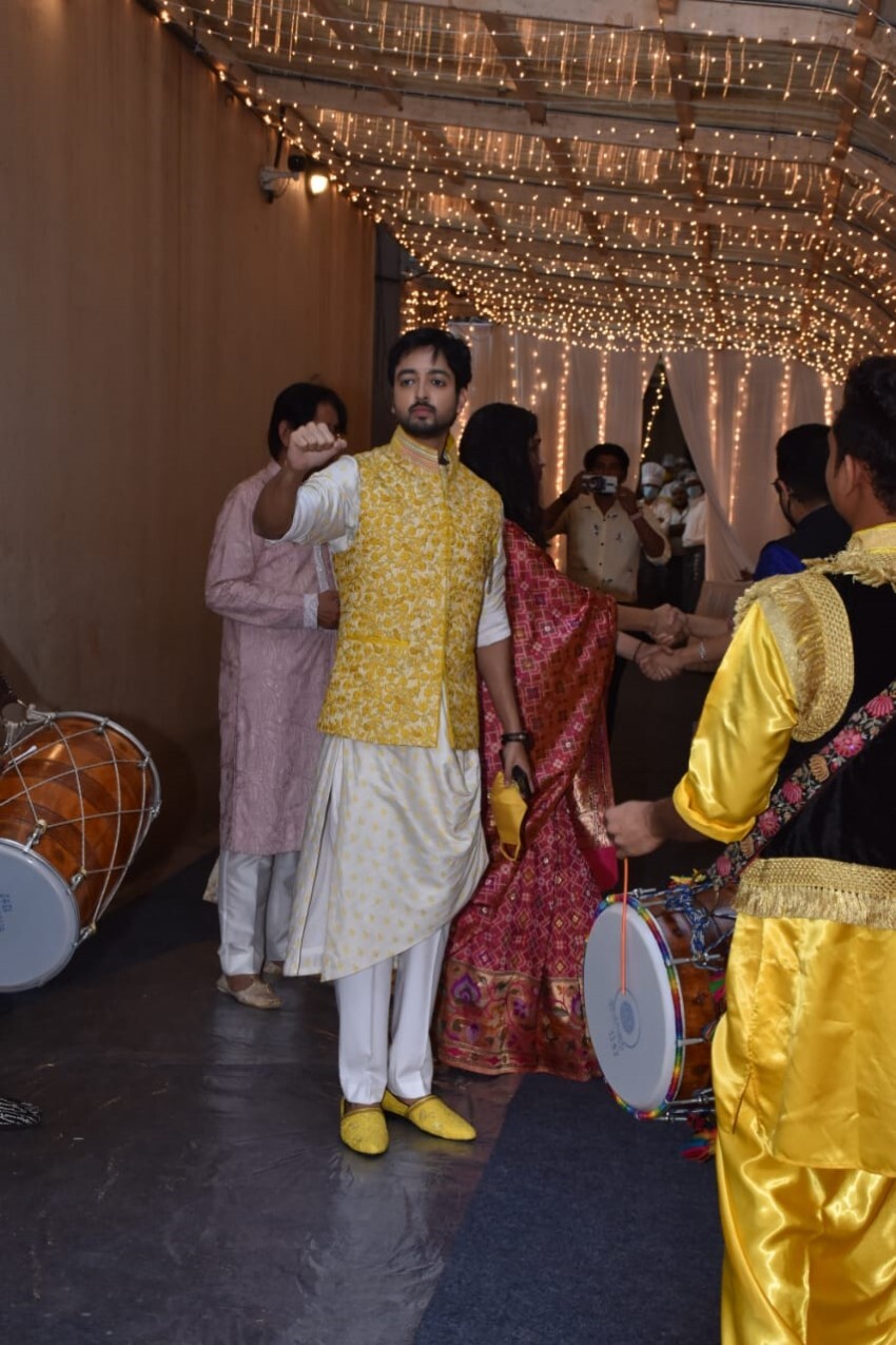 Priyaank Sharma and Shaza Morani's Pre-wedding Bash - Filmibeat