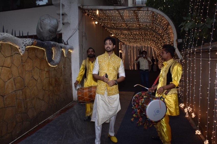 Priyaank Sharma and Shaza Morani's Pre-wedding Bash - Filmibeat