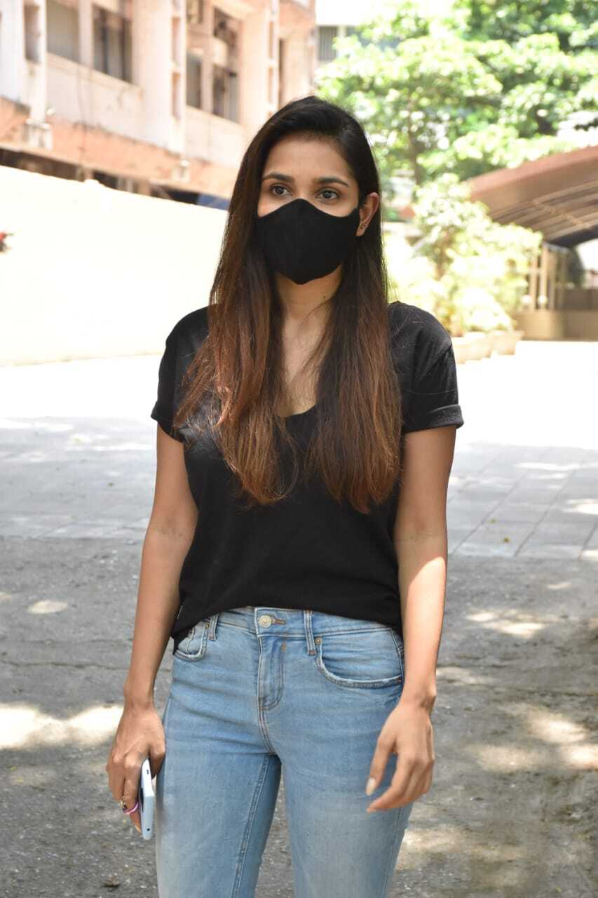 Jahnavi Dhanrajgir Photos: Find Latest HD Images, Pictures, Stills ...