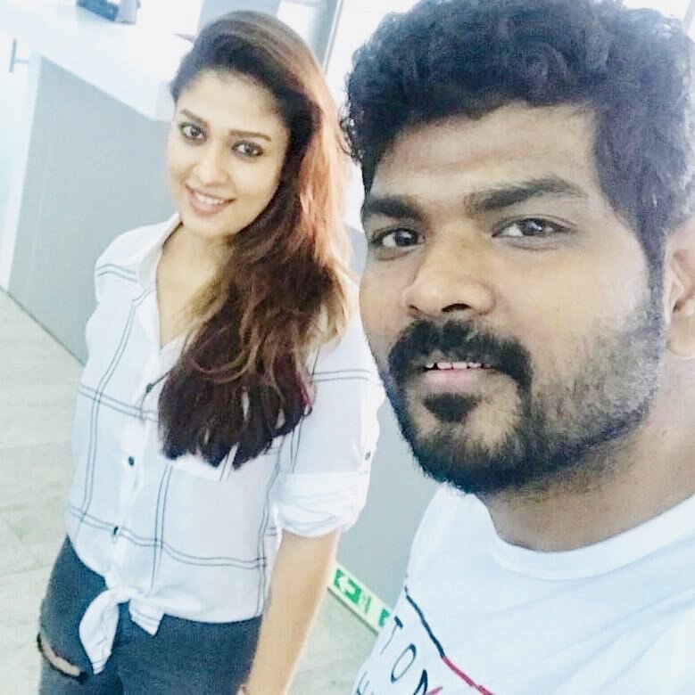 காதலர் விக்கியுடன் படு நெருக்கமாக ரொமான்ஸ் செய்யும் நயன்தாரா.. கலக்கல் ...