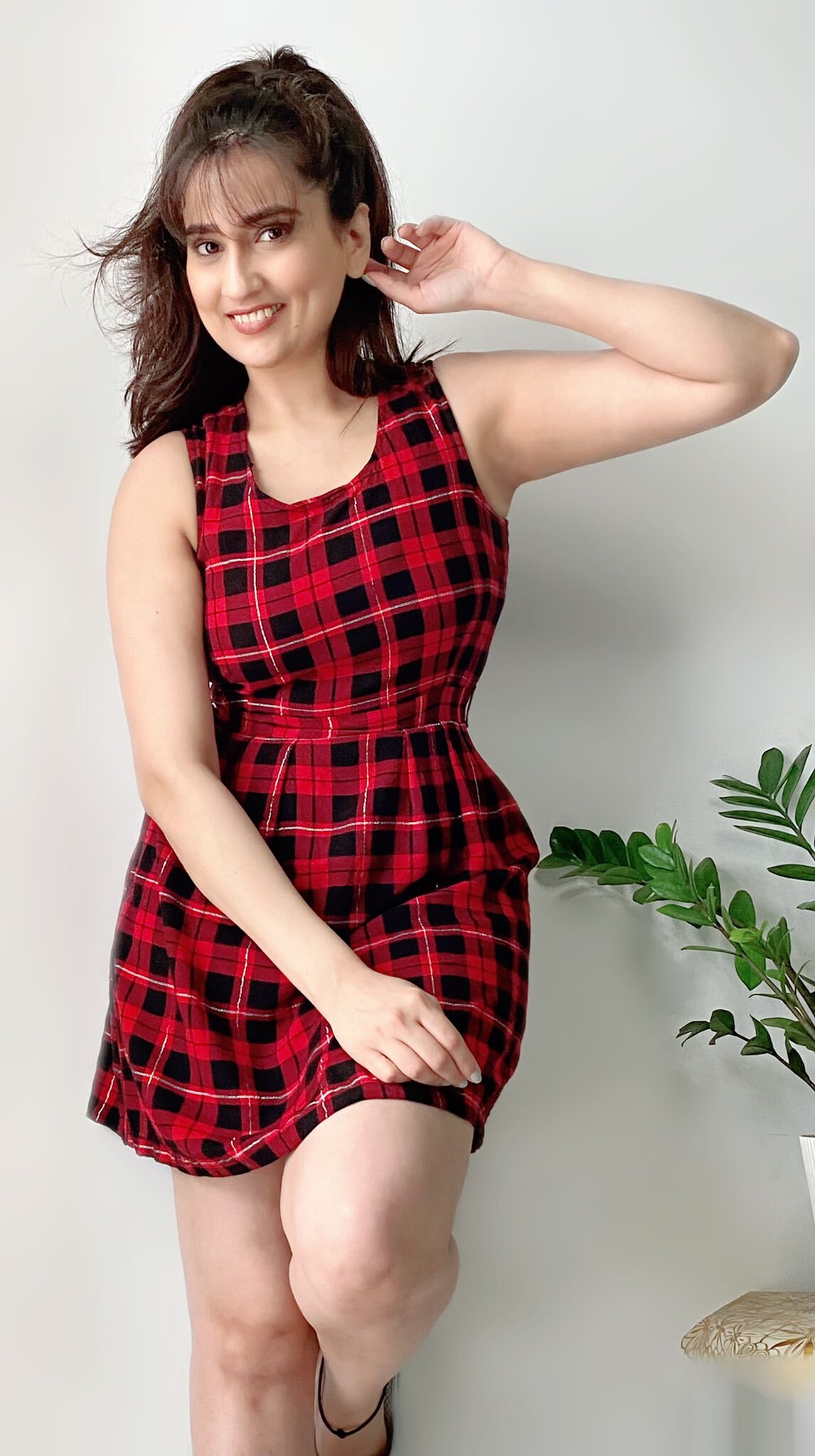 మరోసారి గ్లామర్ తో అదరగొట్టిన యాంకర్ మంజూష | Anchor Manjusha Rampalli ...