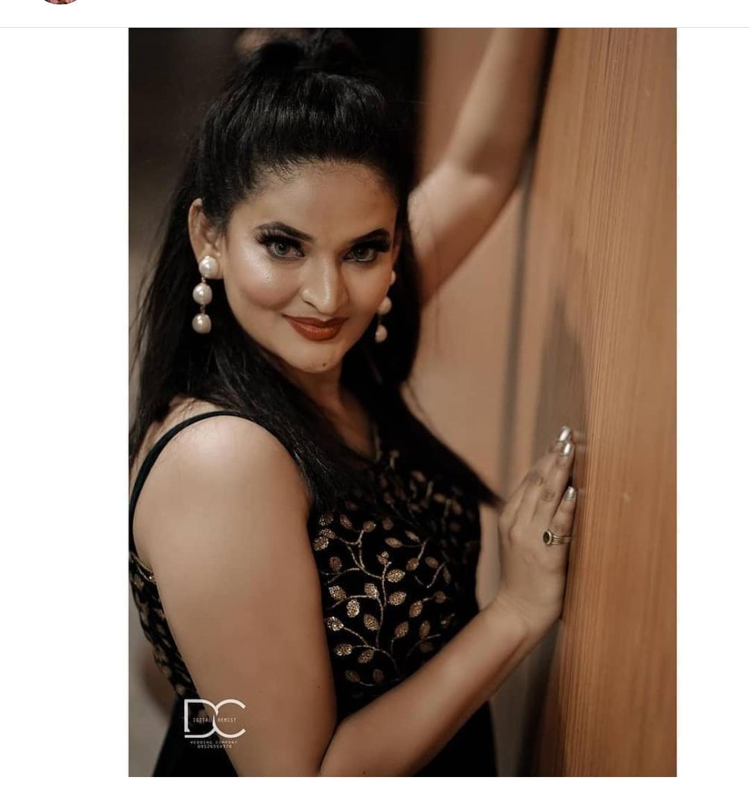 Shanthi S Gowda Photos: Find Latest HD Images, Pictures, Stills & Pics ...