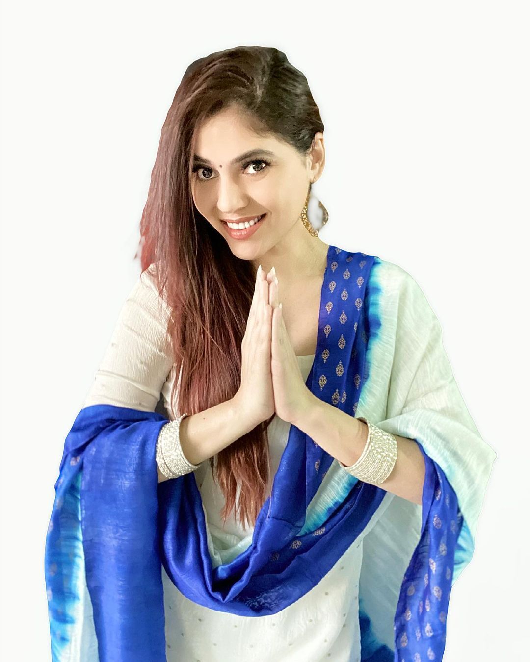 அப்டியும் இருக்கு.. இப்டியும் இருக்கு.. 'துள்ளுவதோ இளமை' ஷெரினின் ...