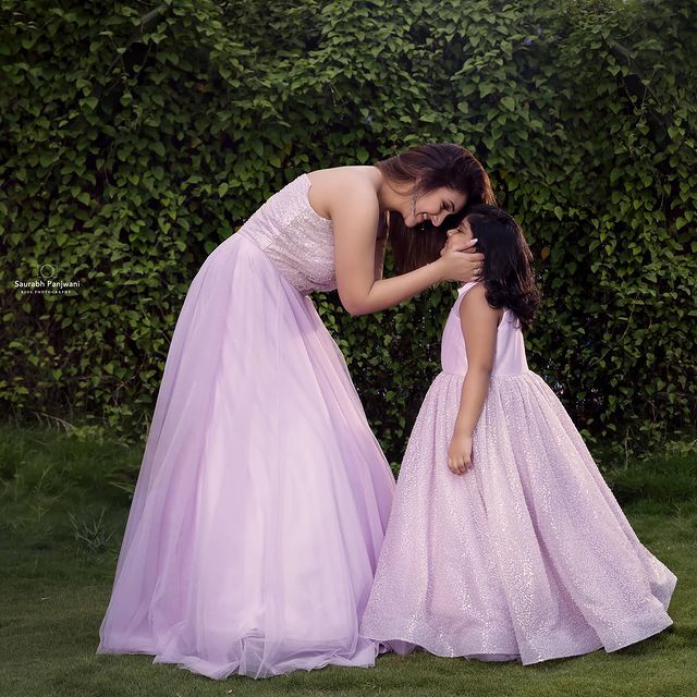 அன்பு மகளுடன் ஸ்ரீதேவி விஜயகுமாரின் க்யூட் ஃபோட்டோஷுட் | Actress ...