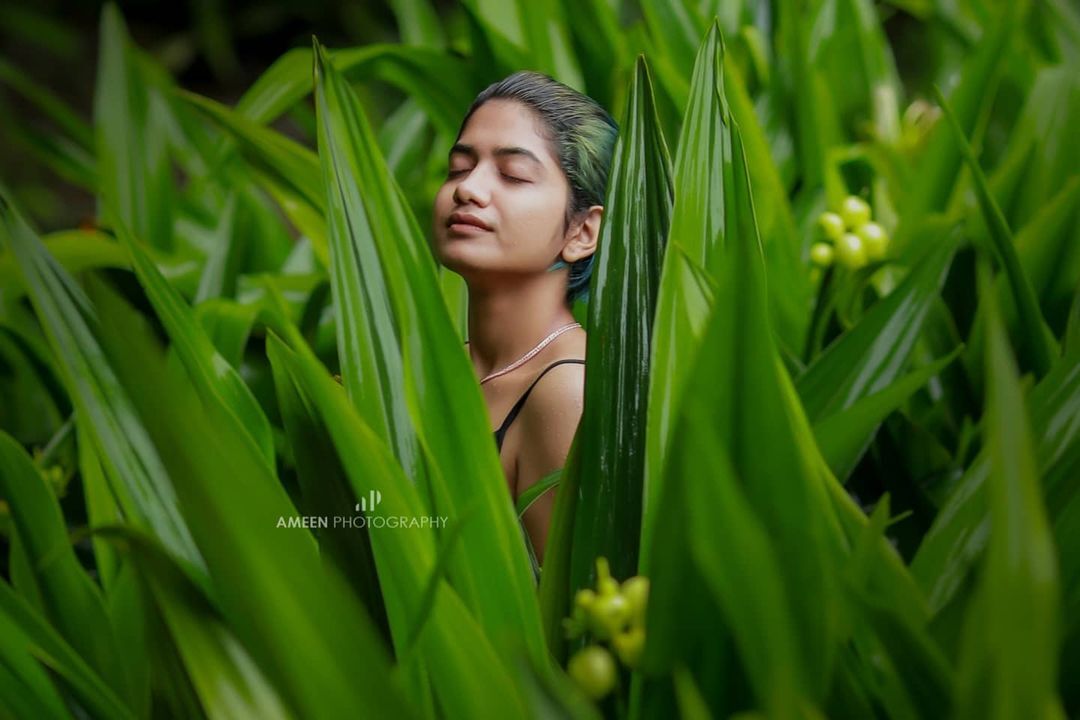 40 Anarkali Marikar Photos: Find Latest HD Images, Pictures, Stills ...