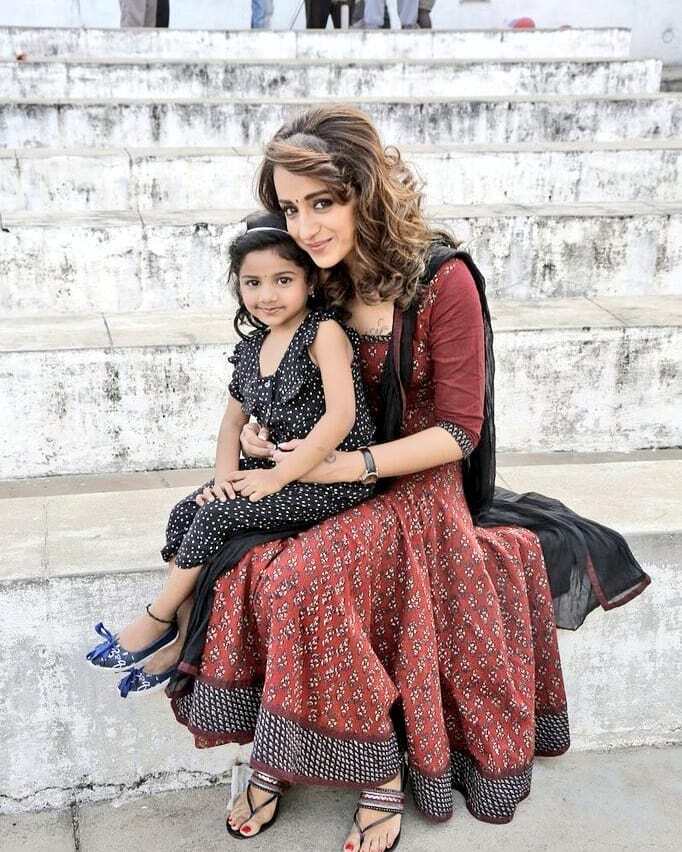 நடிகர் கொட்டாச்சியின் குட்டிப் பொண்ணு மானஸ்வியின் க்யூட் பிக்ஸ்! | Baby ...