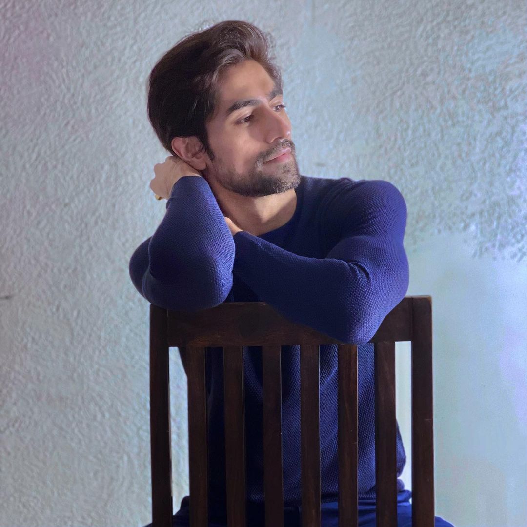 Harshad Chopda Wows Fans With His Latest Pictures - Filmibeat