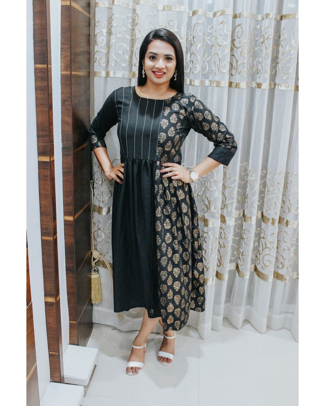 സീരിയലിലെ വില്ലത്തി, സോഷ്യല്‍ മീഡിയയിലെ താരം; ഹോട്ട് ലുക്കില്‍ വേദിക ...