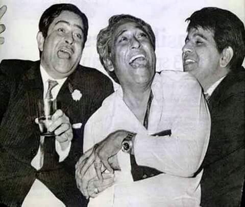 Legendary Actor Dileep Kumar Rare And Unseen Photos - Filmibeat