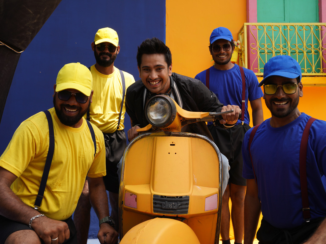 Stand Up Rahul Movie Stills Telugu Movie: Pooja, Shooting Stills ...