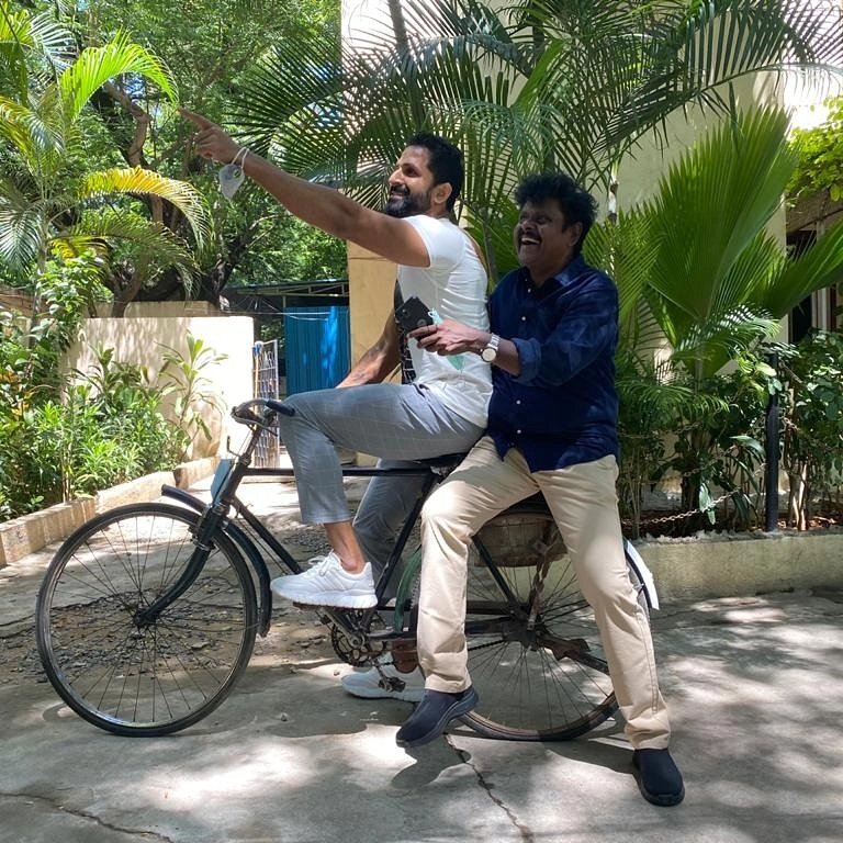 வாங்க வாத்தியாரே நாமளும் ஒரு ரவுண்டு போலாம்.. துரைக்கண்ணு வாத்தியாருடன் ...