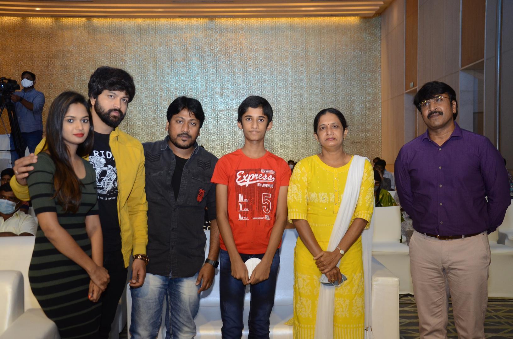 Mugguru Monagallu Pre-release Event - Filmibeat