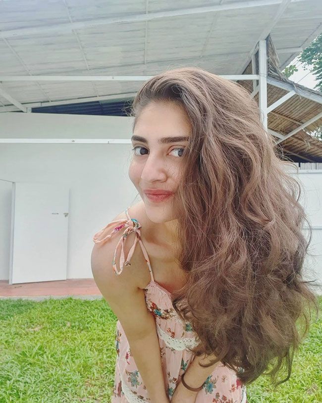 Nazia Davison Photos: Find Latest HD Images, Pictures, Stills & Pics ...