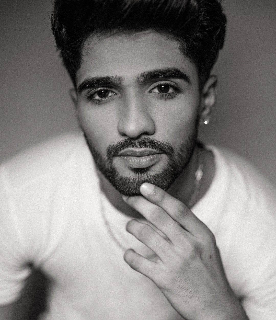 Zeeshan Khan Photos: Find Latest HD Images, Pictures, Stills & Pics ...