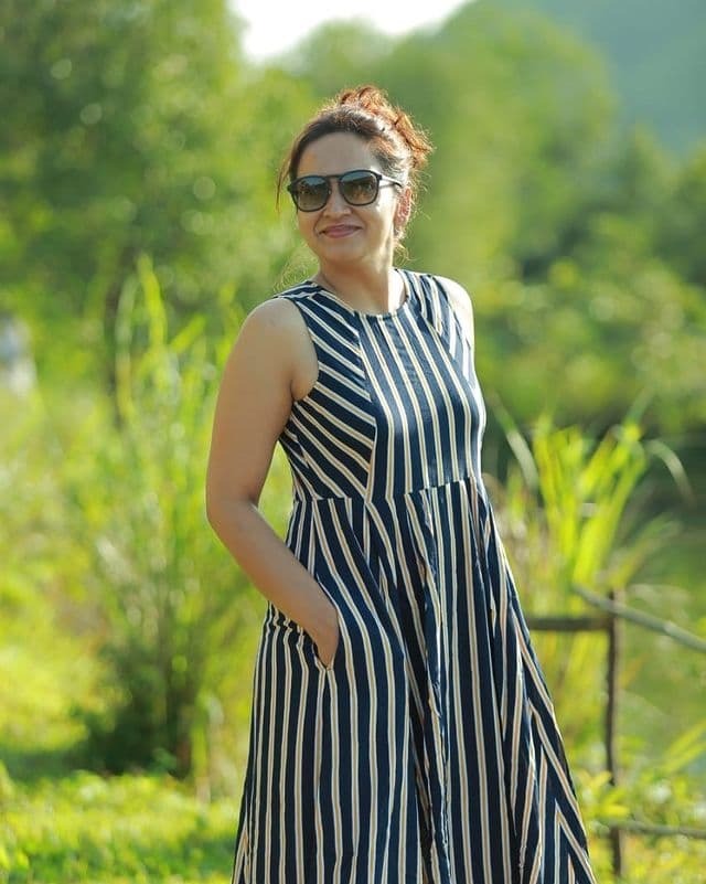 ലെന ആകെ മാറിപ്പോയി, നടിയുടെ പുതിയ ചിത്രം വൈറലാവുന്നു... | Actress Lena ...