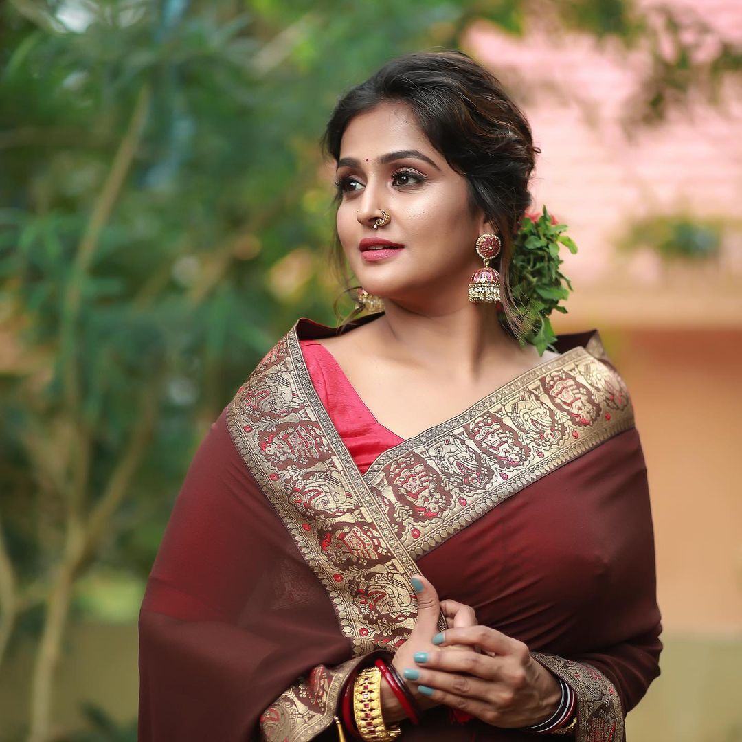 സാരിയിൽ തിളങ്ങി രമ്യ നമ്പീശൻ; ചിത്രങ്ങളിതാ | Actress Remya Nambeesan's ...