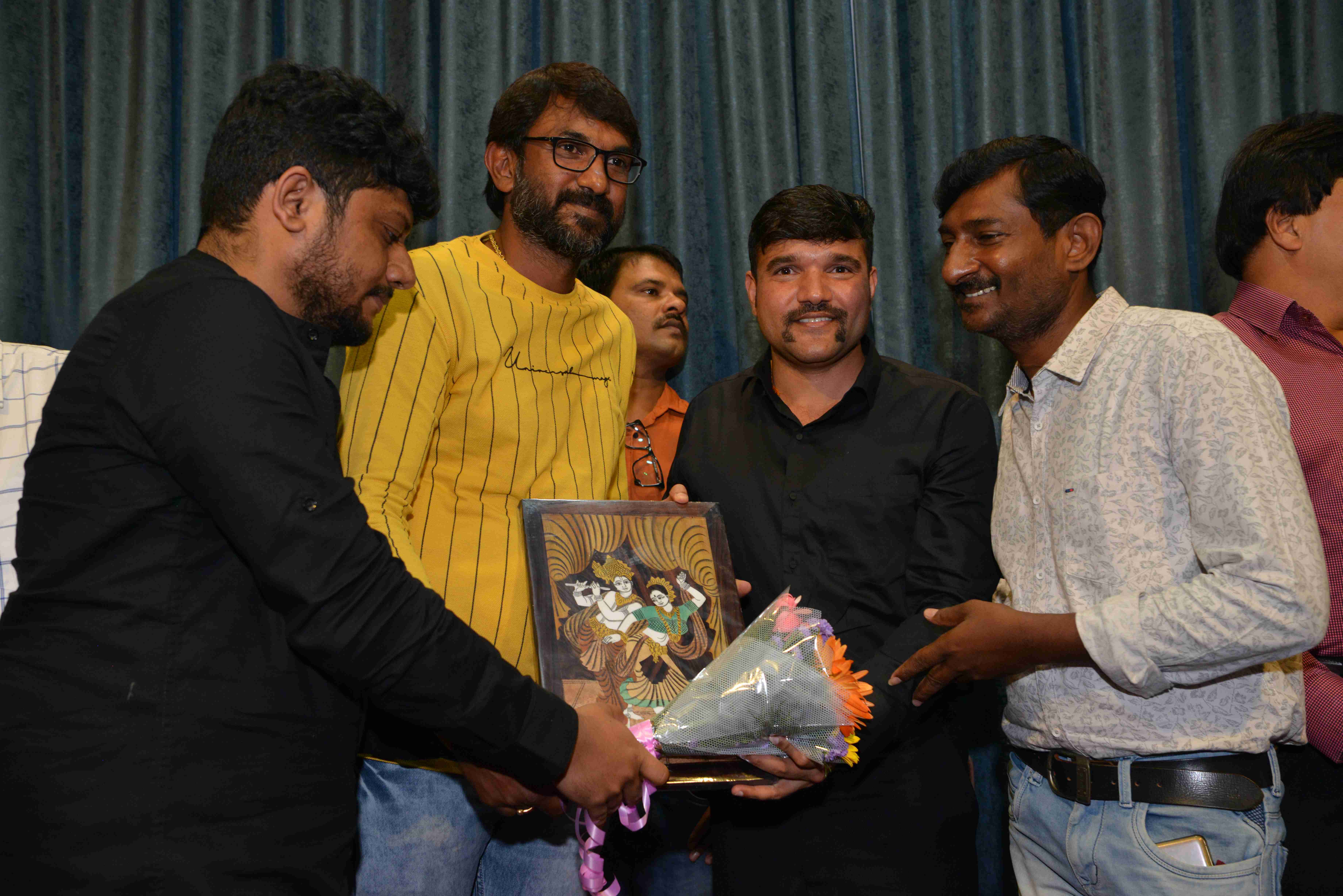 Dilpasand Film Title Launch - Filmibeat