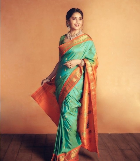 Madhuri Dixit Mesmerizes As 'Marathi Mulgi' In These Pictures - Filmibeat