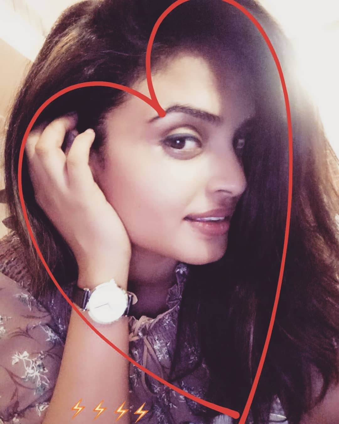 Sarayu Roy Photos: Find Latest HD Images, Pictures, Stills & Pics ...