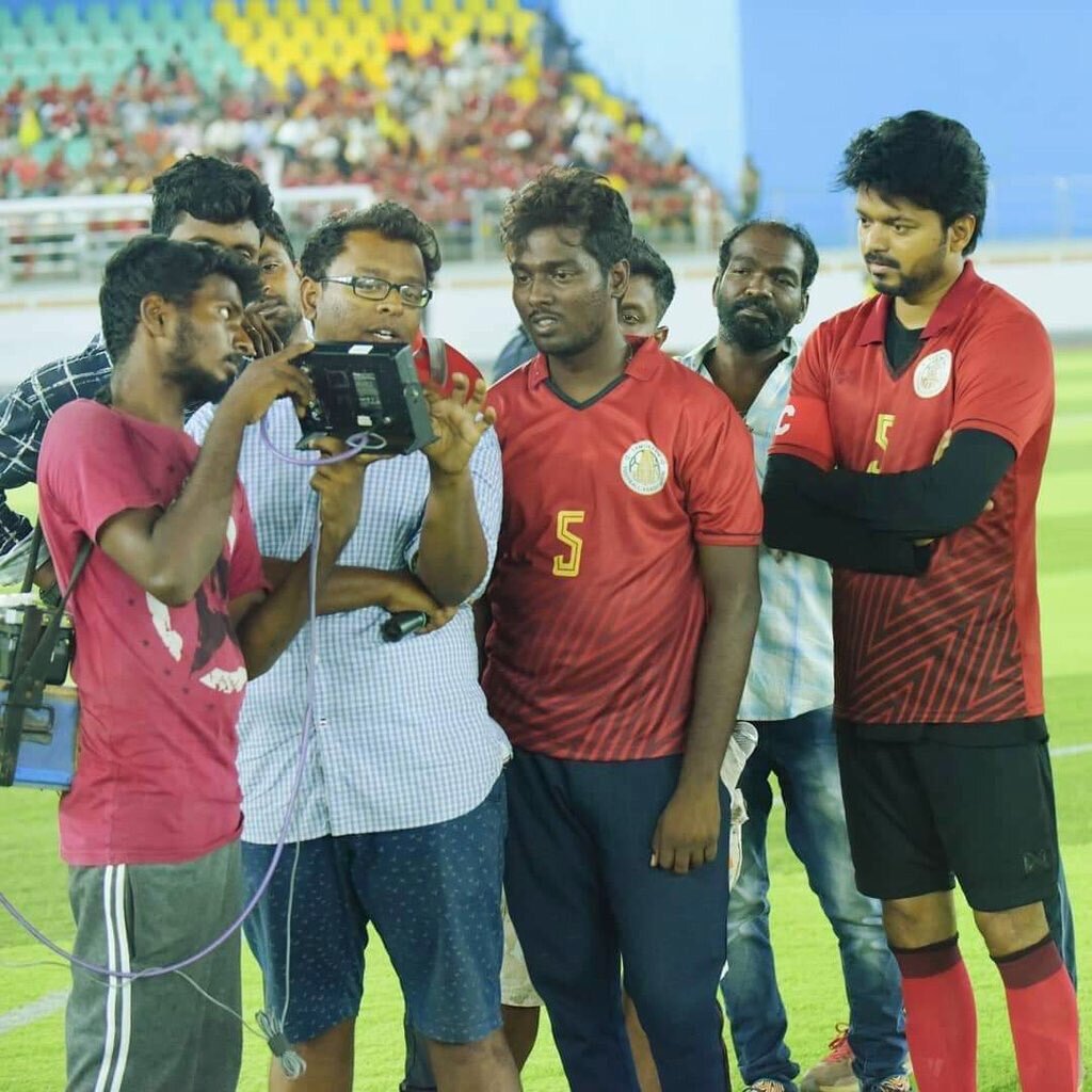 These BTS Pictures Of Vijay, Nayanthara And Atlee From Bigil Sets ...