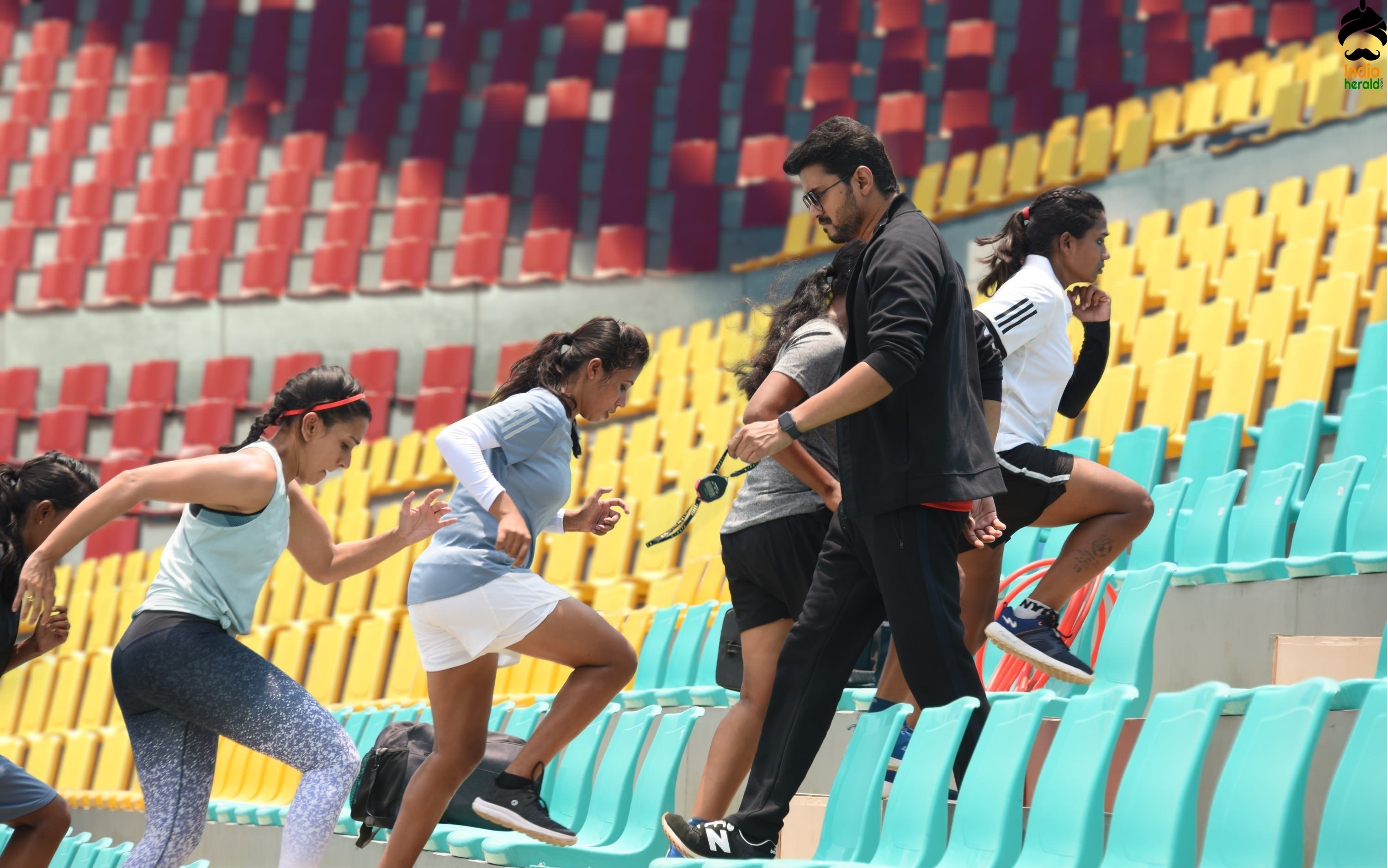 These BTS Pictures Of Vijay, Nayanthara And Atlee From Bigil Sets ...