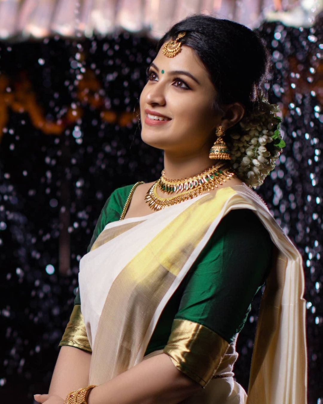 ഒരിടവേളയ്ക്ക് ശേഷം ആളാകെ മാറി സൗപര്‍ണിക; ചിത്രങ്ങള്‍ | Actress Souparnika Subhash Stunning Pics ...