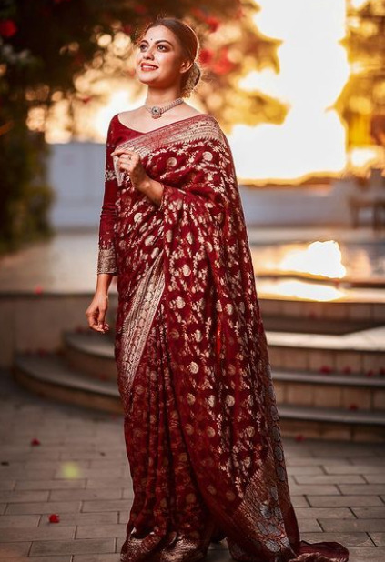 Anusree’s Stunning Pictures That Went Viral On The Internet! - Filmibeat