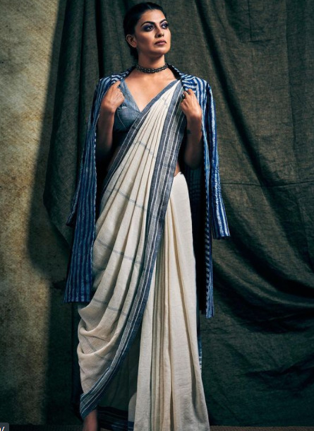 Anusree’s Stunning Pictures That Went Viral On The Internet! - Filmibeat