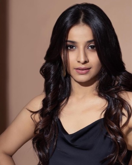 Mahima Makwana's Glamorous Photos Will Shoot Up Your Excitement Levels ...