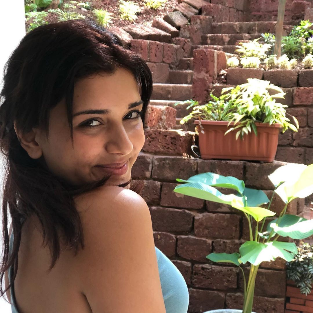 Sara Ali: Latest Pics Of Lucky Ali's Daughter Go Viral - Filmibeat