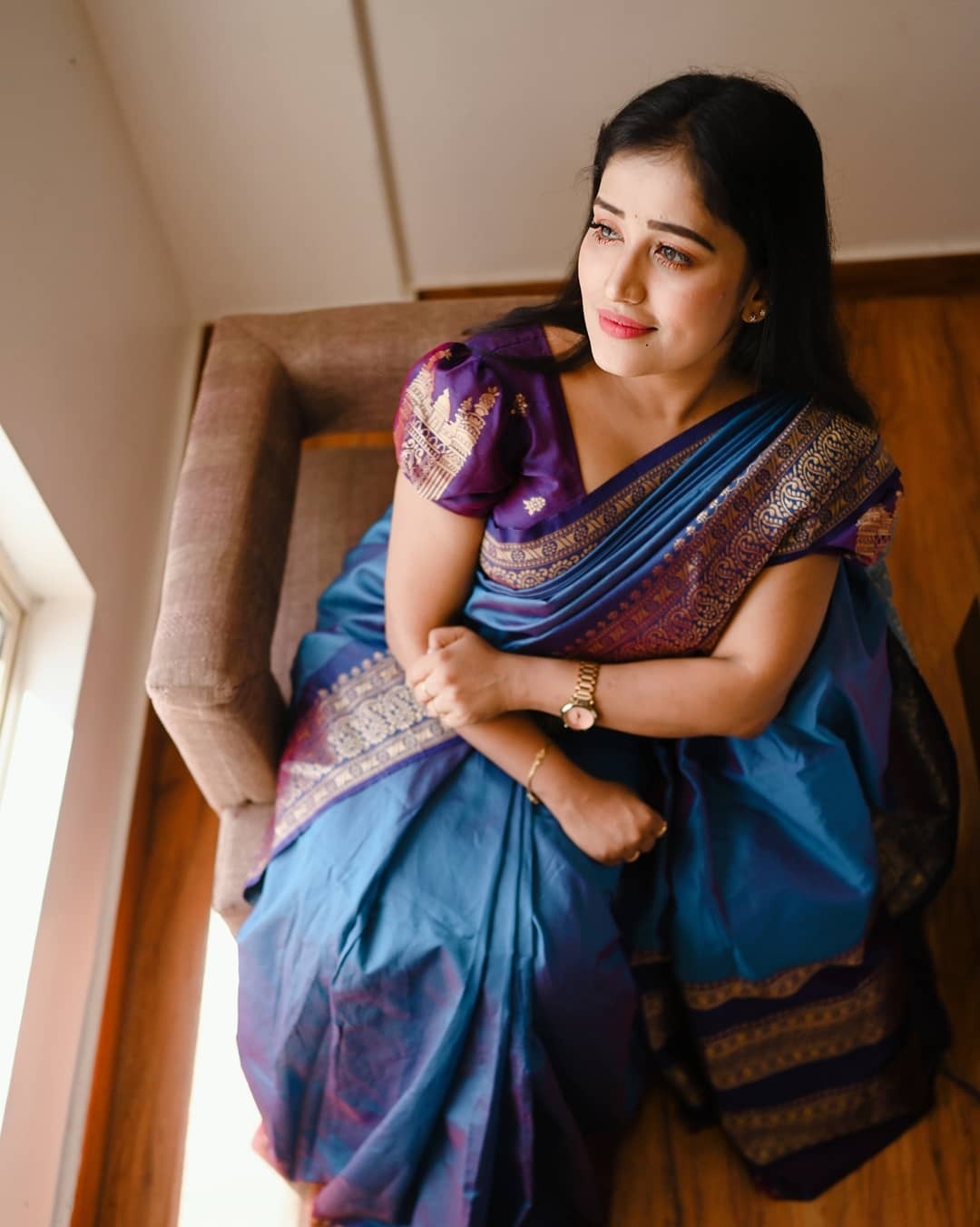 സ്റ്റൈലൻ ലുക്കിൽ അനു മോൾ, സാരി ചിത്രം വൈറലാവുന്നു, കാണൂ | Star Magic ...